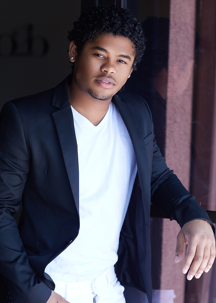 10 THINGS - Isaiah John | REGARD MAGAZINE